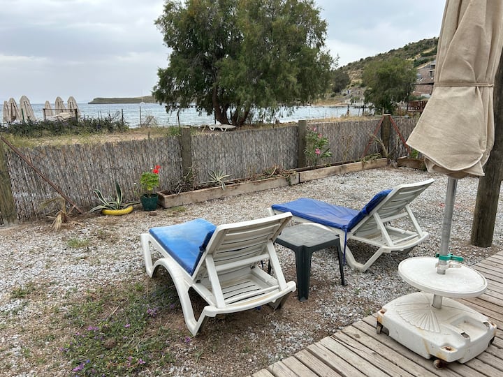 Camel Beach'te Denize Sıfır Tiny House - Yakaköy