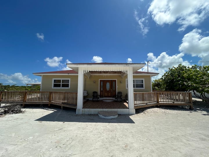 Tropical 2 Bedroom Getaway! - The Bahamas