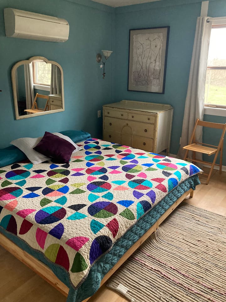 The Arthouse Guestroom! 1/2 Mile To Downtown! - Yellow Springs, OH