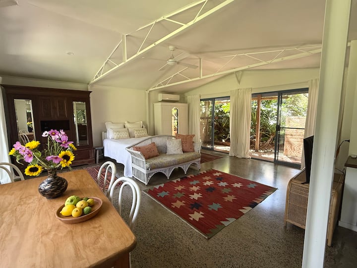 Tranquility In The Bay - Byron Bay