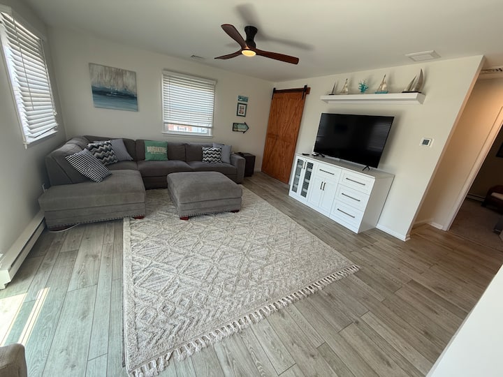 Reel 'Em Inn | Newly Renovated Kitchen & Baths - Atlantic City, NJ