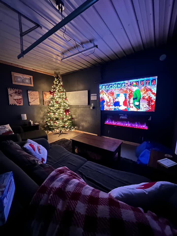 Game Room, Theater, Fire Pit, Pet Friendly - Minnesota