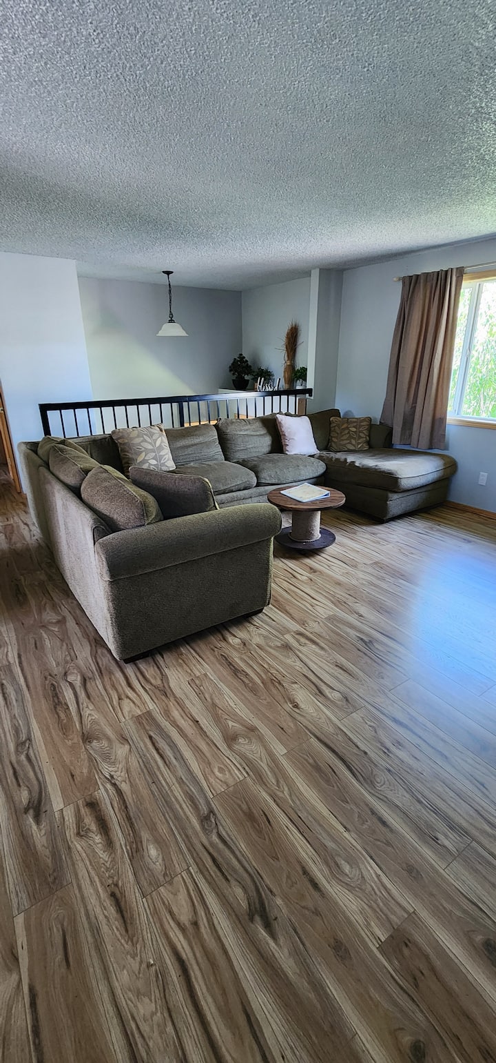 4 Bedroom Home In The Heart Of Spokane Valley - Spokane Valley, WA
