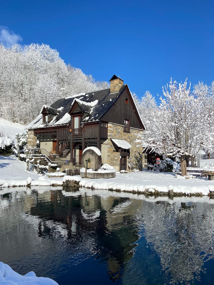 Charmante Maison Sur Un Vieux Moulin à Eau - Peyragudes
