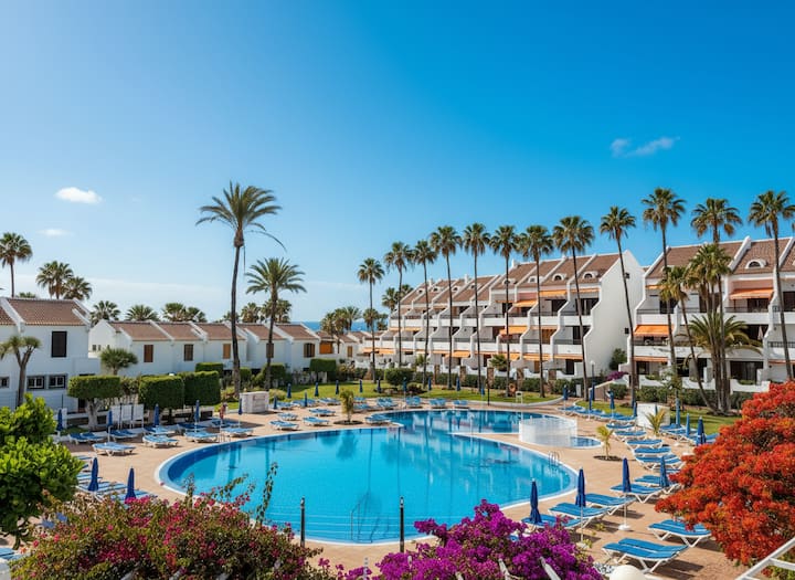 Refurnished Studio -Las Americas 1st-line Complex - Los Cristianos