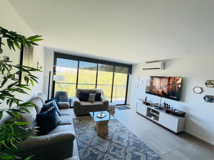 The Views 305! Modern & Exclusive Condo In Town. - San Salvador