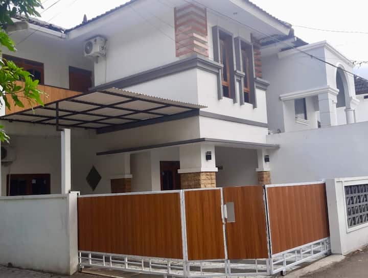 Ndalem Manuk Beri - Yogyakarta