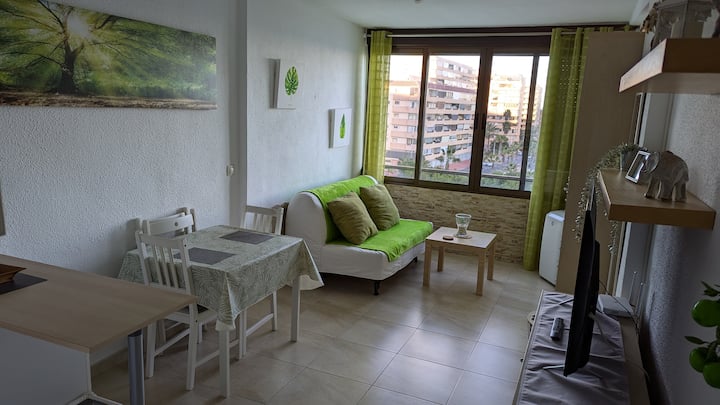 Cozy 1 Bedroom On The Sea, Costa Blanca - Torrevieja