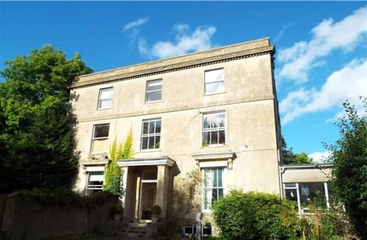 Frome With A View! Spacious Relaxing Retreat - Frome