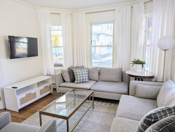 1-bd Apt In Jamaica Plain W/ Parking Near Longwood - Massachusetts