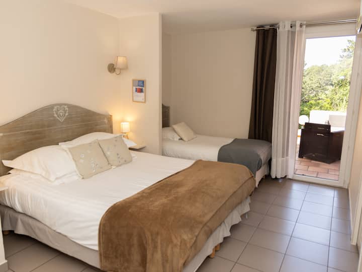 Chambre Syrah  Château Maravenne - Hyères