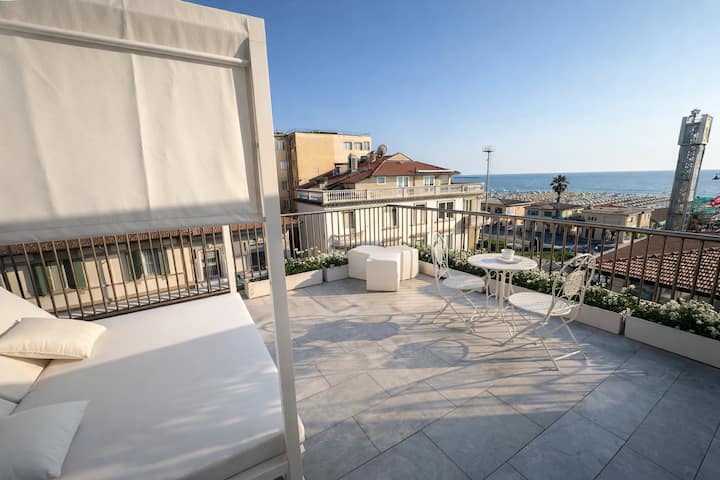 La Casa Sul Mare-viareggio- Sea View - Viareggio