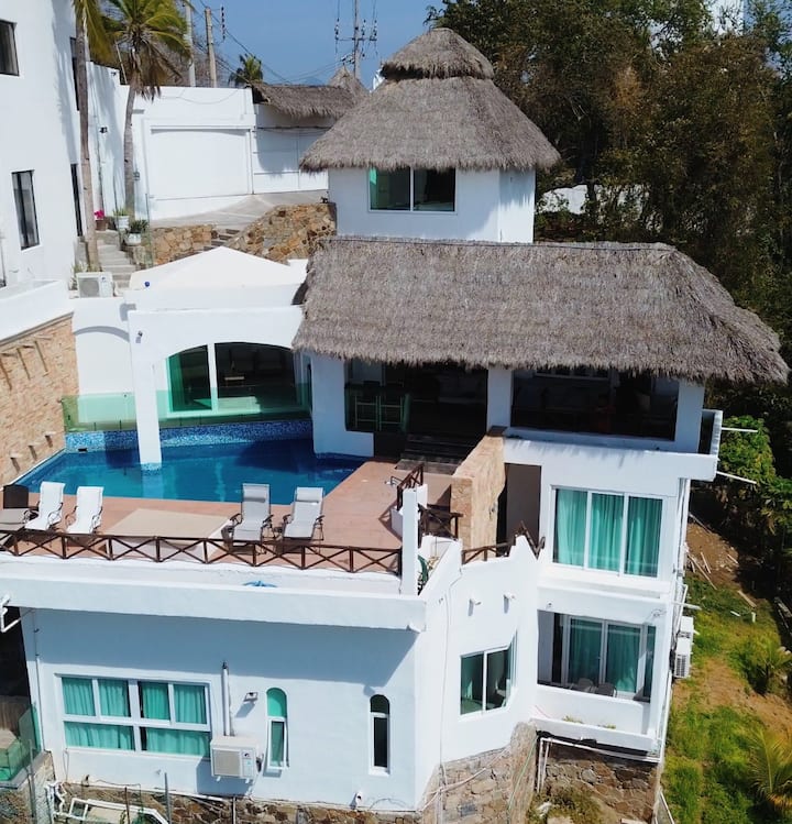 Casa Marily, Lujosa Residencia Con Vista Al Mar - Manzanillo, México