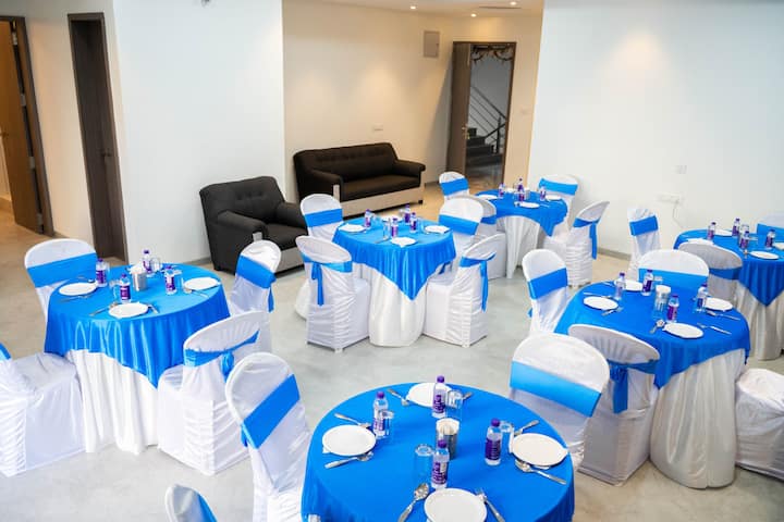 7 Bedroom Apartment With Hall - Pune