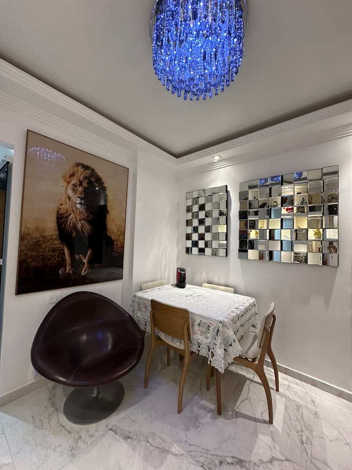 Quarto Ao Lado Da Praia Copacabana - Copacabana