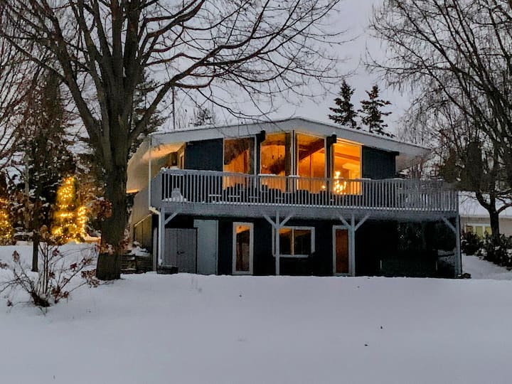 Magnifique Chalet Directement Sur Le Lac Magog! - Sherbrooke