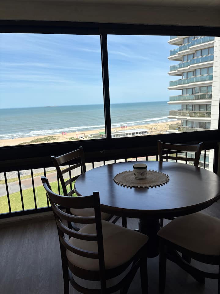 Hermoso Departamento En Privilegiada Ubicación! - Uruguay