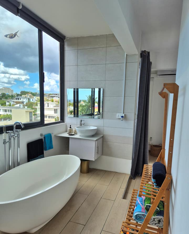 Lovely 2-bedroom Rental Unit Near Beach - Mauritius