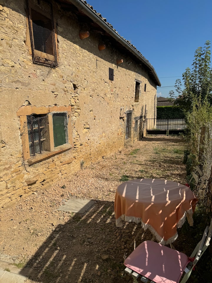 Calme Studio Classique S4 - Mâcon