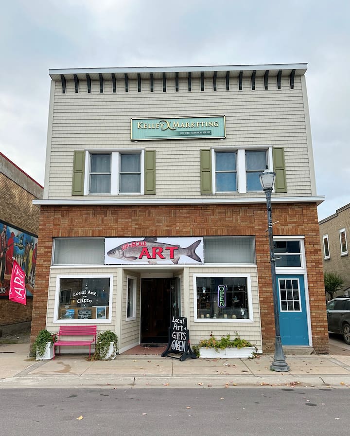 2-bedroom Apartment In The Heart Of Downtown - Munising, MI