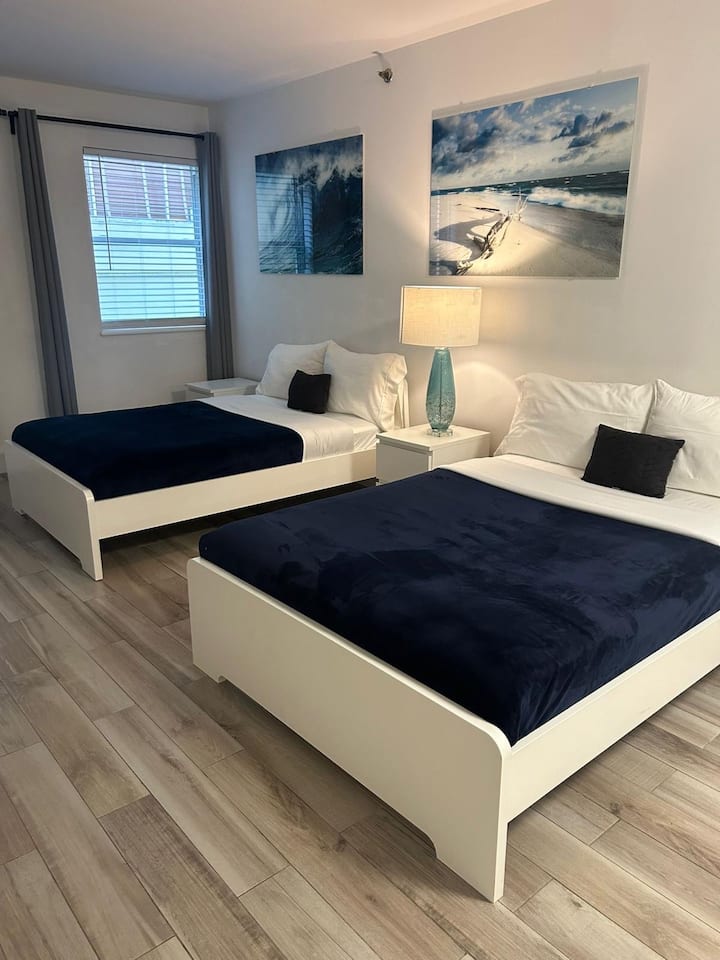 Charming Studio In Miami Beach - Miami Beach, FL