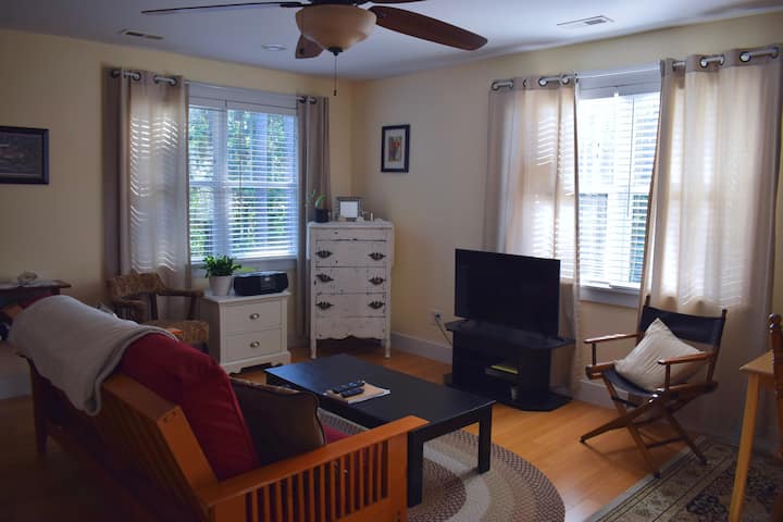 Cozy Guesthouse Between Beach And Downtown - Wilmington, NC