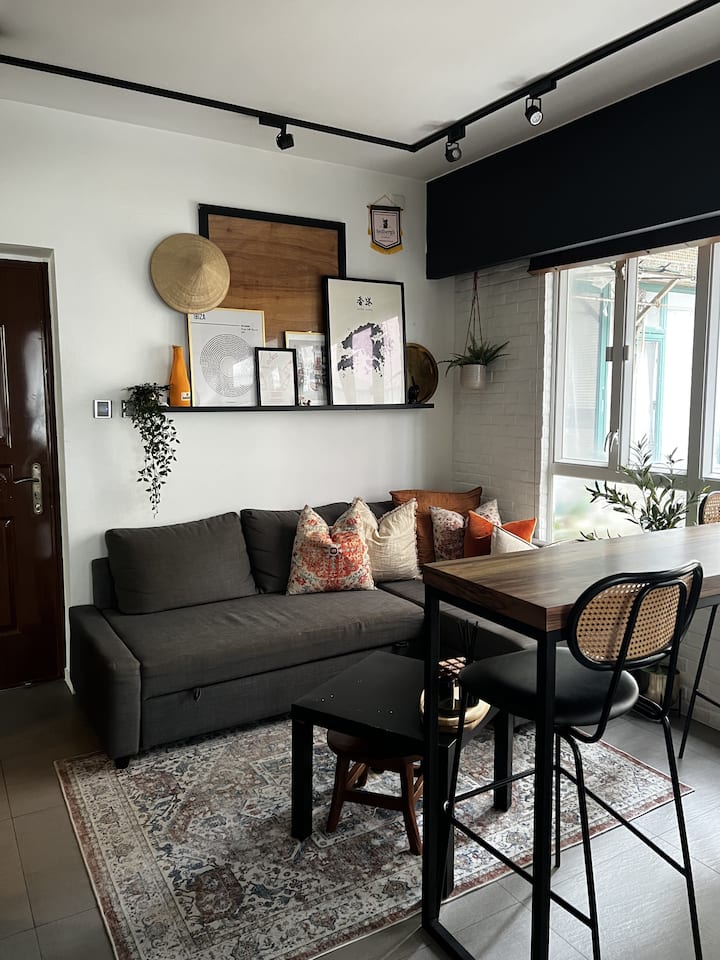 Modern Apartment With Office In Tst - Hong Kong