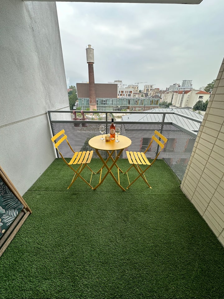 Logement Entier Proche Paris 13 - Avec Balcon - Noisy-le-Sec