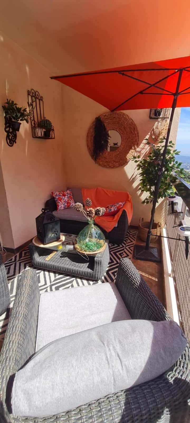 Joli Grand T2 Au Calme, Parking, Proximité Plage - La Ciotat