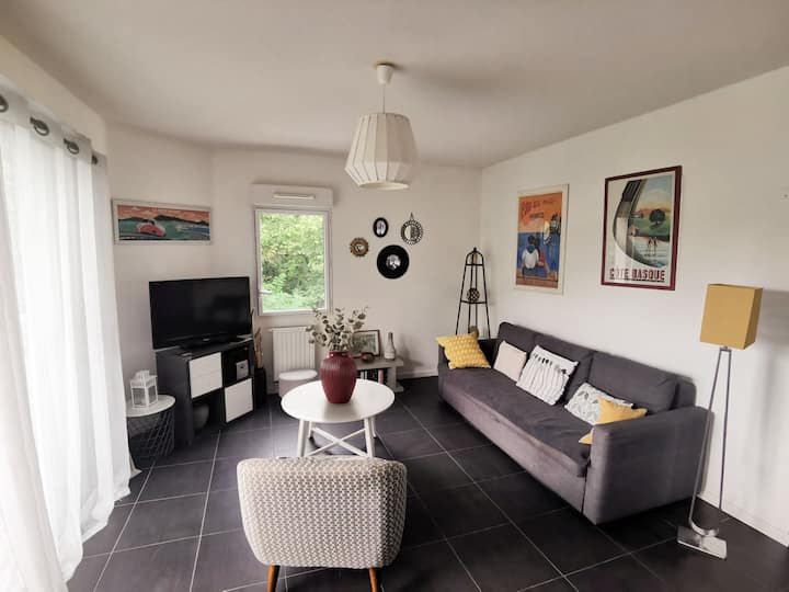 Location Joli T2 à St Jean De Luz - Saint-Jean-de-Luz