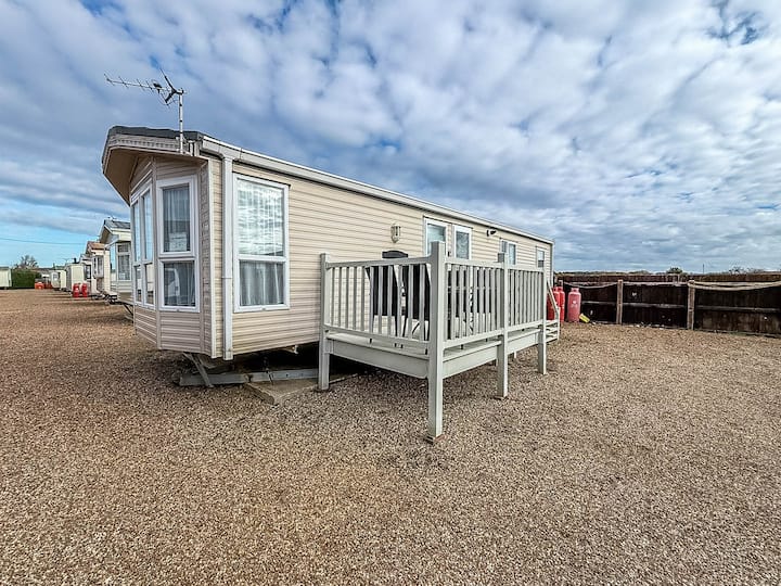 6 Berth Caravan Nearby Hunstanton Beach Front In Norfolk Ref 13019l - Norfolk