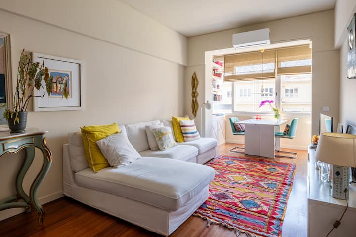 Radiant Charming Central Apartment With Ac - Lumiar