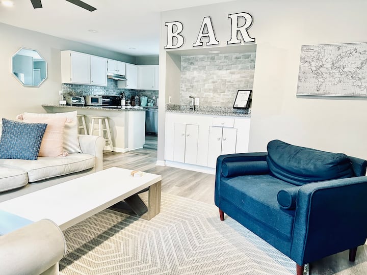 Spacious & Quiet 4-bed 8 Mins From Beach - Wilmington, NC