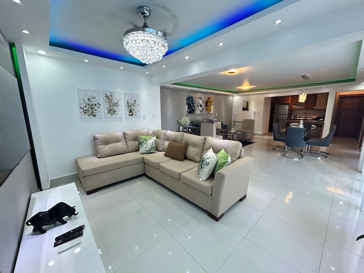 New Stylish & Spacious 3bd Apartment*wifi*pool*gym - Dominican Republic