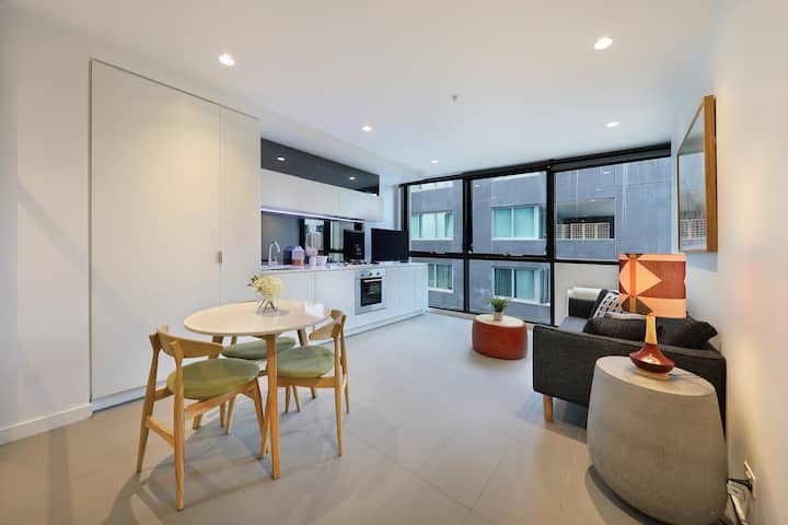 Cbd Central Apartment With Free Parking - Melbourne