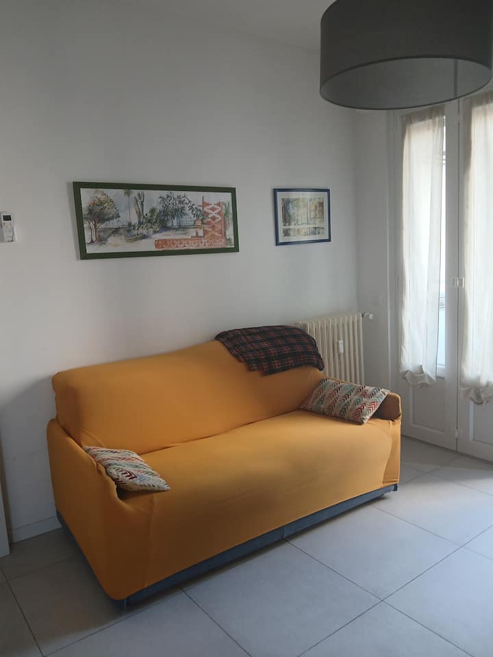 Don Minzoni House: Arioso Bilocale A Monza - Monza