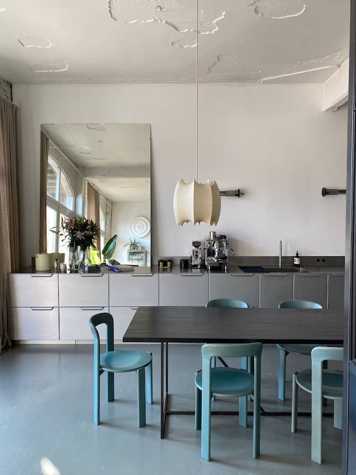 Stylish 3 Bedroom Family Loft On Canal - Amsterdam