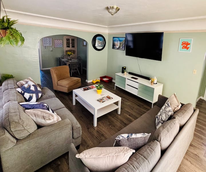 “Charming 3 Bedroom Retreat Near Napa Valley” - Vallejo, CA