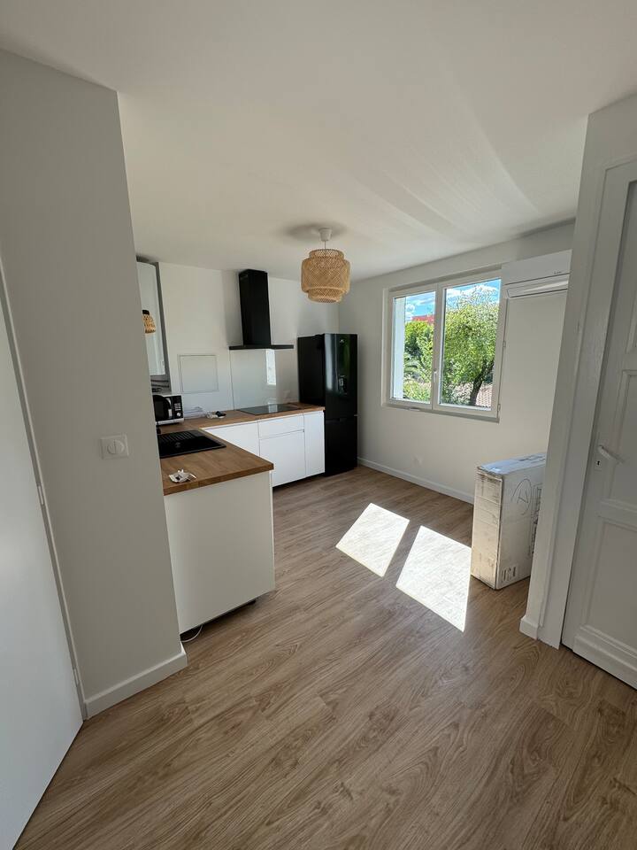 Appartement T2 Cosy Chartrons - Bordeaux