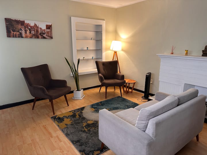 Acogedor Departamento En Miraflores - Lima