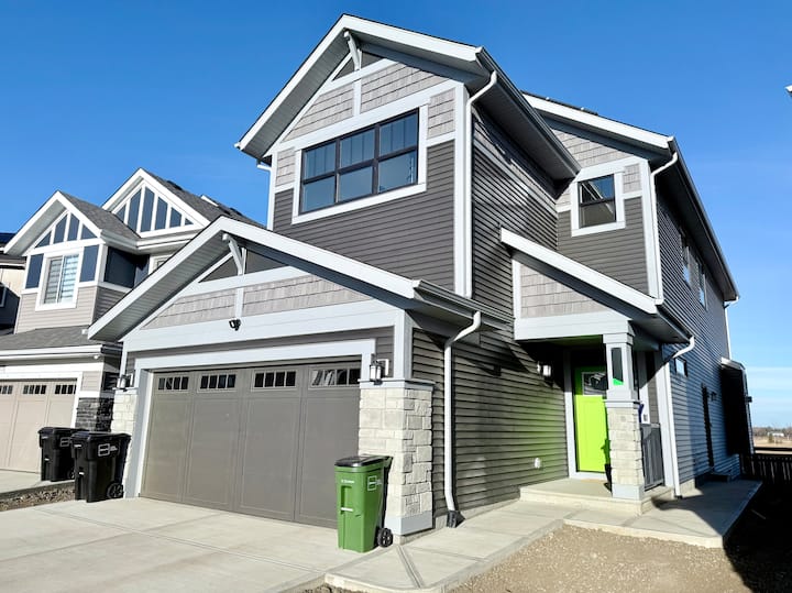 Fantastic Southside Suite - 700 Sqft Late Checkout - Edmonton