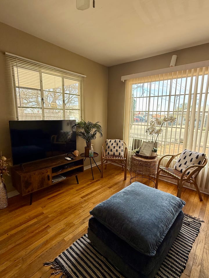 Casita Monroe-beautiful Casita Centrally Located! - Albuquerque, NM