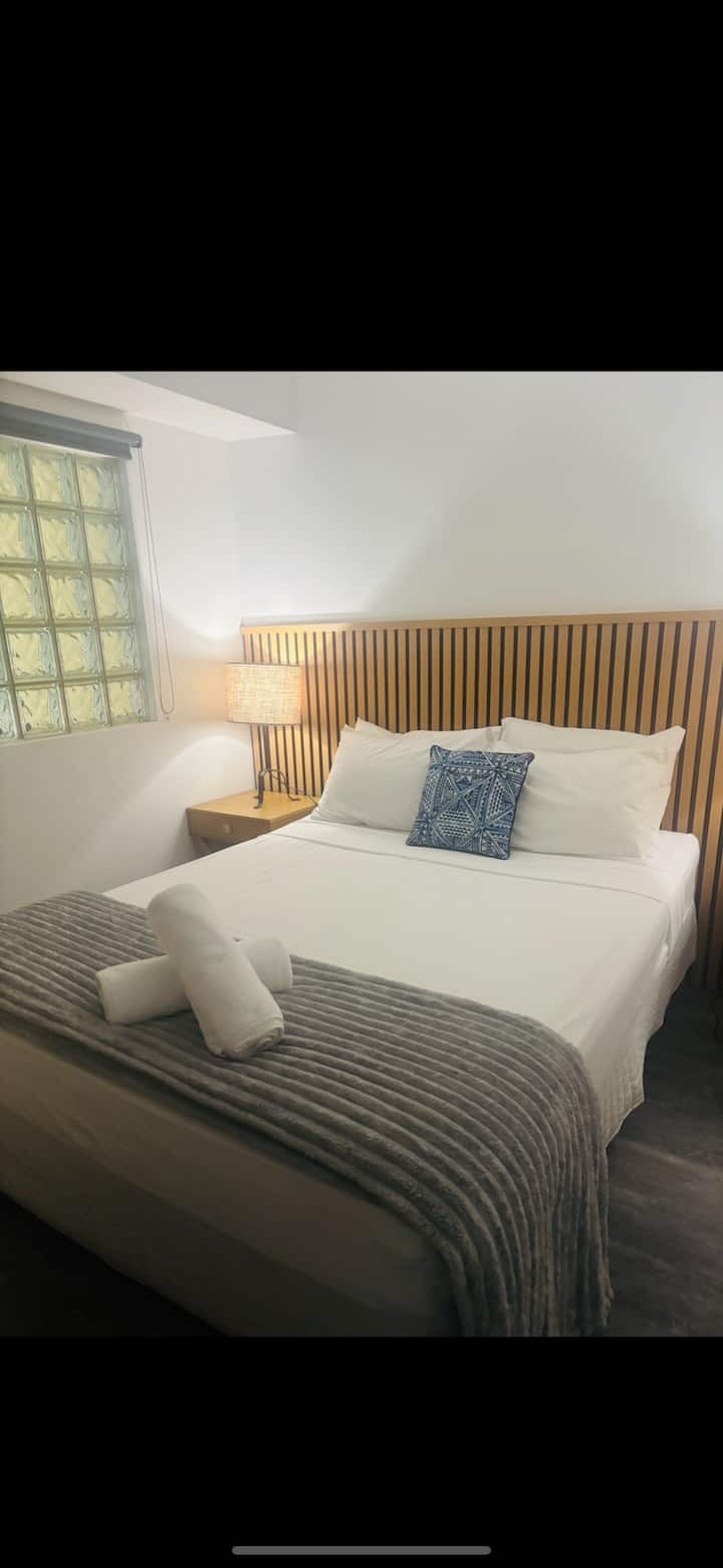 In Cairns 1 Bedroom Apartment Heart Of Cairns - Cairns