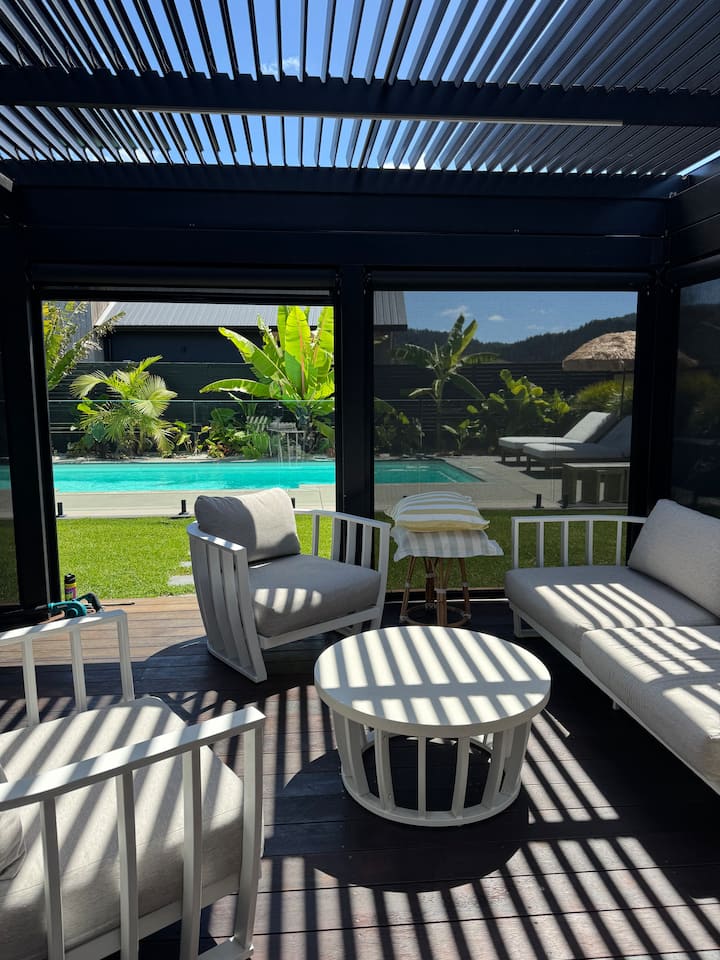 Paradise By The Beach (House Only)- Sleeps 6 - Whitianga