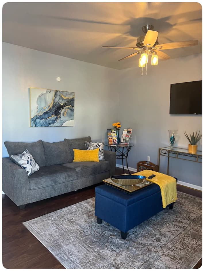 Beautiful Spacious Vacation Home Near Busch-g - Yorktown, VA