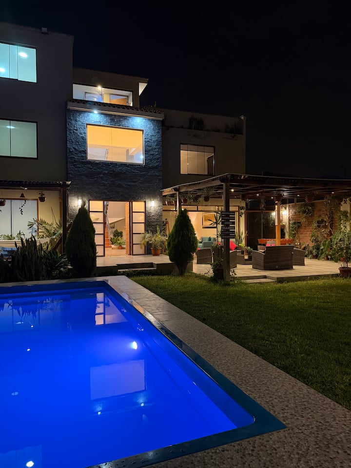 ¡Hermosa Casa De Campo Con Piscina En Cieneguilla! - Lima