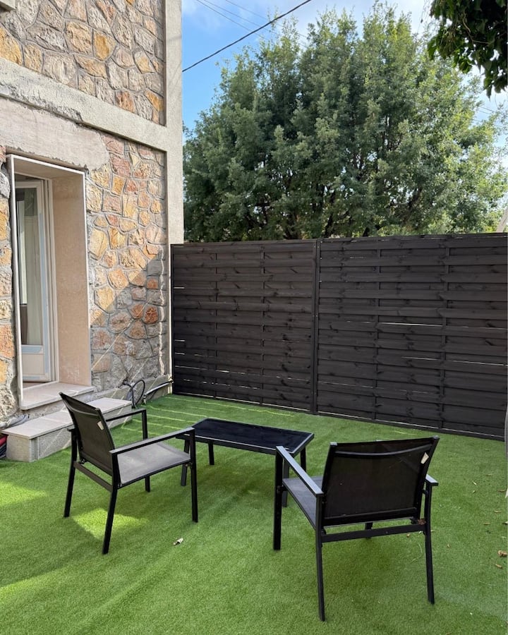 Cocon Avec Terrasse Aux Portes De Cannes - Le Cannet