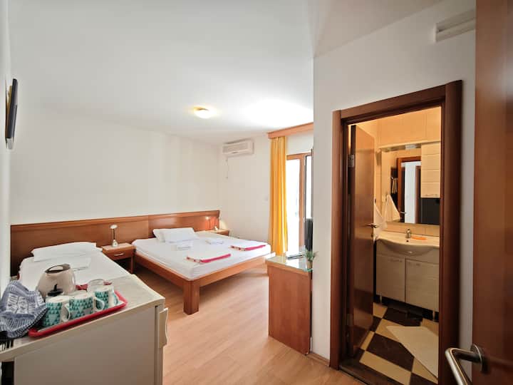 Prvate Room For 3 Guests Near Center - Krivokapic - Budva