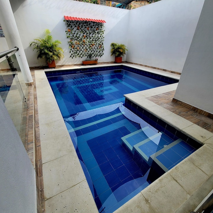 Casa Con Piscina Completamente Privada. - Villeta