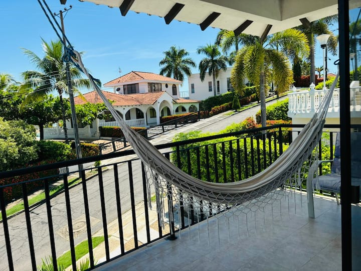 Hermosa Casa Quinta Renovada En La Estancia Melgar - Melgar